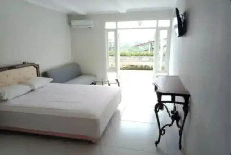 Capital O 3359 Pondok Wisata Jaden Trawas Mojokerto - Trawas