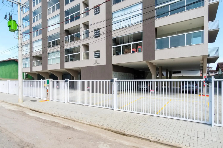 Bh26: Aconchegante, Moderno E Super Bem Decorado!! - Ubatuba