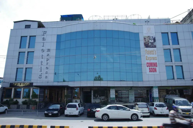 Heaven Hotel - Lahore