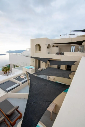 Caldera Cliff Illusion - Santorini