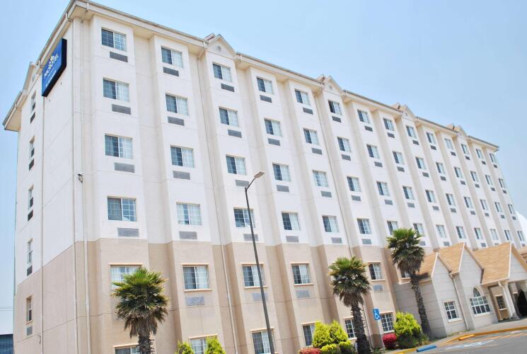 Microtel Inn & Suites By Wyndham Toluca - Toluca