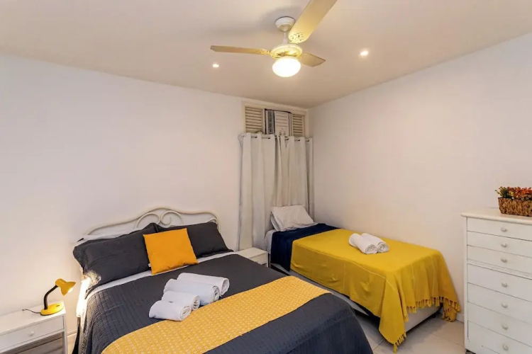 Copacabana Com Varanda – 3 Min Da Praia - Copacabana, Brazil