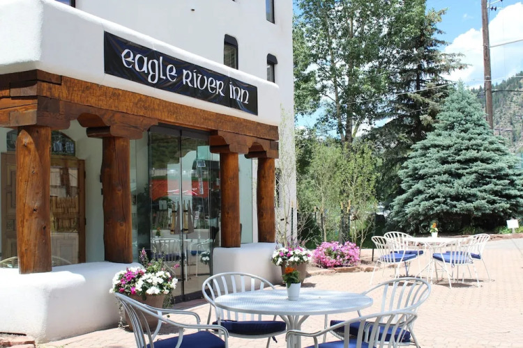 Eagle River Inn - Vail, CO