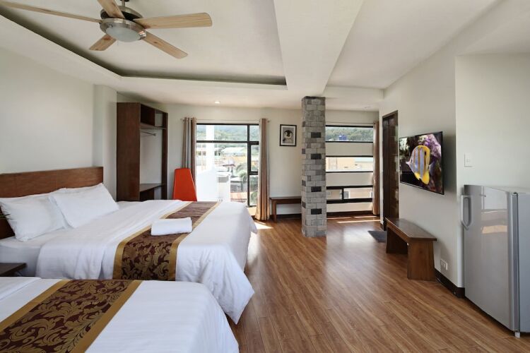 Casa Marco Suites - Abra de Ilog