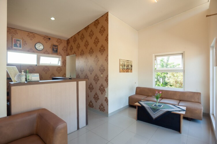 Urbanview Resort Adang Zecky Cisarua Puncak By Reddoorz - Cisarua