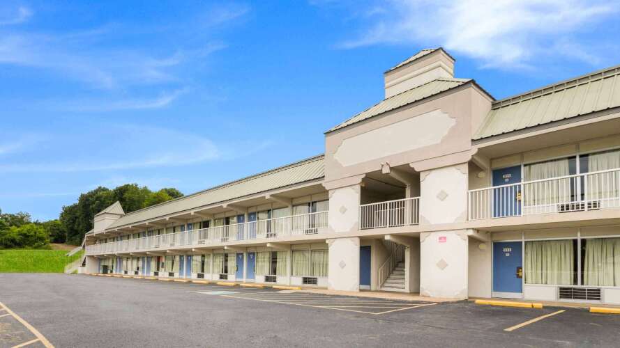 Motel 6 Pulaski, Tn - Pulaski, TN