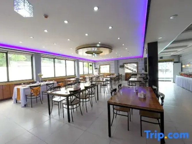 Valentine Hotel Angeles City - Angeles City