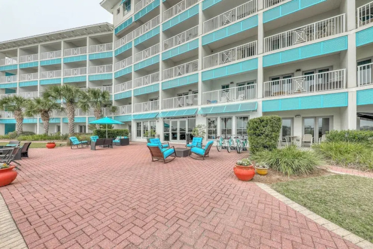 Carillon Beach Inn By Vacasa - Watersound, FL