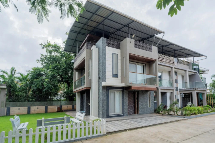 Alaya Stays 3-bhk With Pool Near Khandala Hills - Imperial Serenia - Lonavla