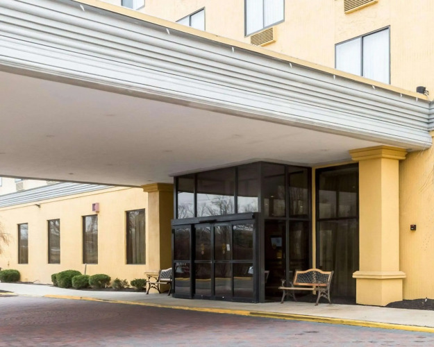 Clarion Hotel Somerset - New Brunswick - Somerville, NJ