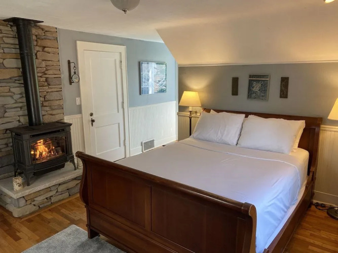 Wild Goose Inn - East Lansing, MI