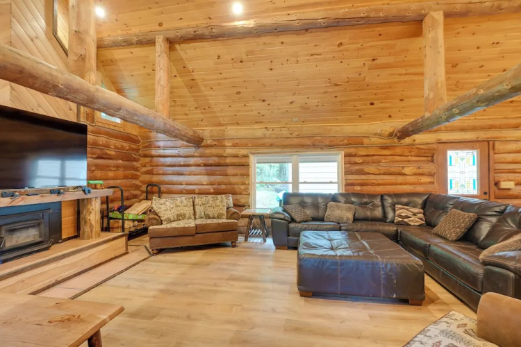 Secluded Greenville Cabin: Walk To Moosehead Lake! - Greenville, ME