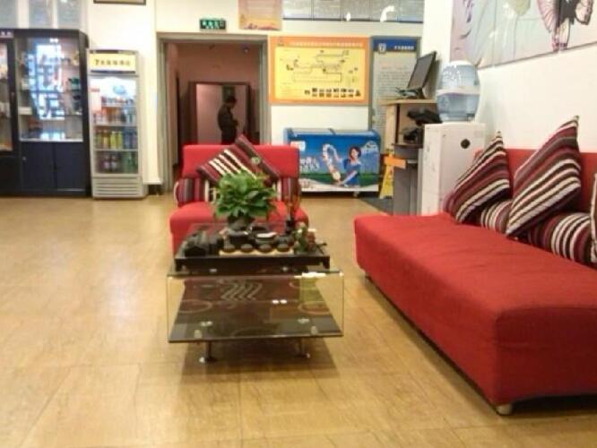 7 Days Inn Chongqing Shapingba Pedestrian Street High-speed Railway Station - Chongqing