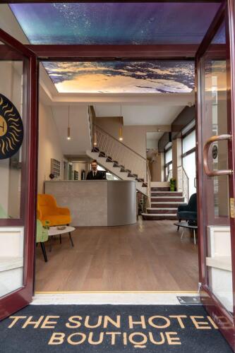 The Sun Hotel Boutique - Naples