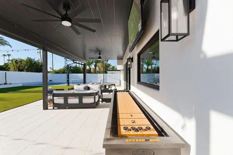 D&g Retreat-resort Style Backyard-north Scottsdale - Phoenix, AZ