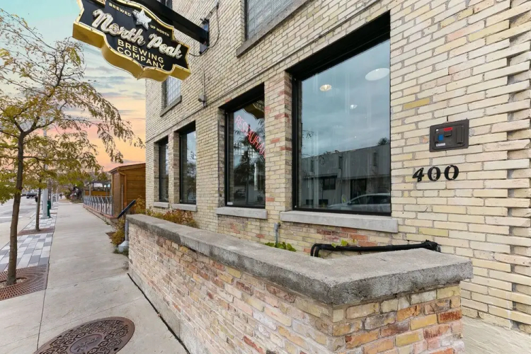 Exquisite 3bdr Penthouse In Downtown Tc - Interlochen, MI