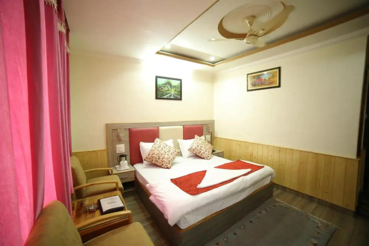 Little Italy Inn - Kasol