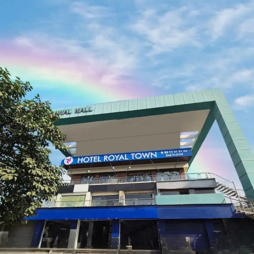 Hotel Royal Town - Ahmedabad