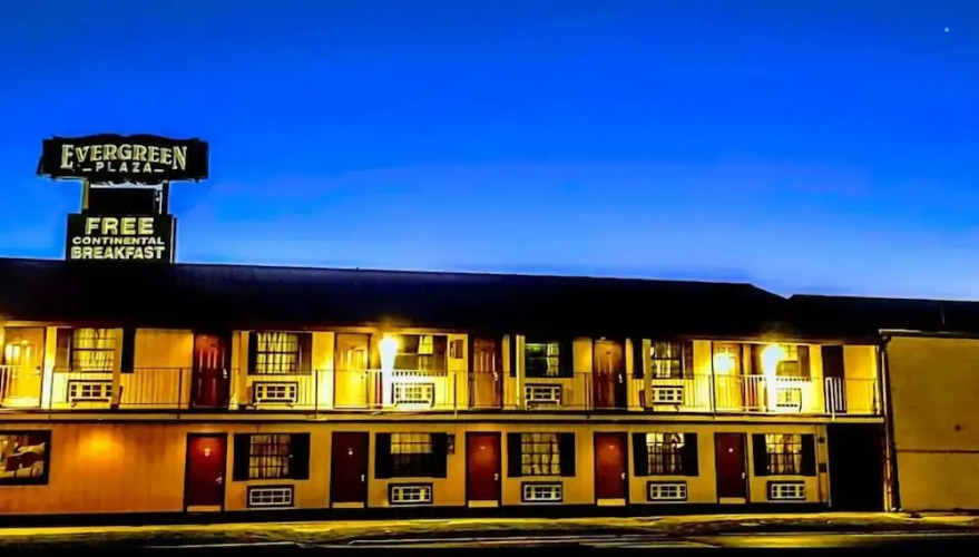 Evergreen Plaza Inn - Kenner, LA