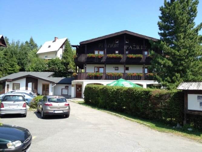 Penzion Pazicky Hotel - Nowa Leśna