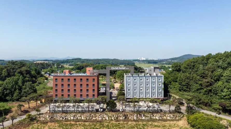 Qvist Hotel - 신평면