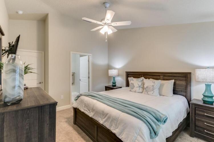 Cape Crossing Resort & Marina - Merritt Island, FL