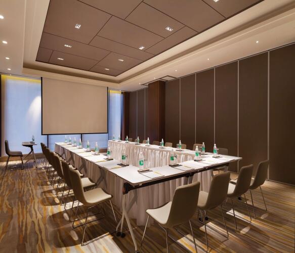 Hilton Garden Inn Dandong - Dandong