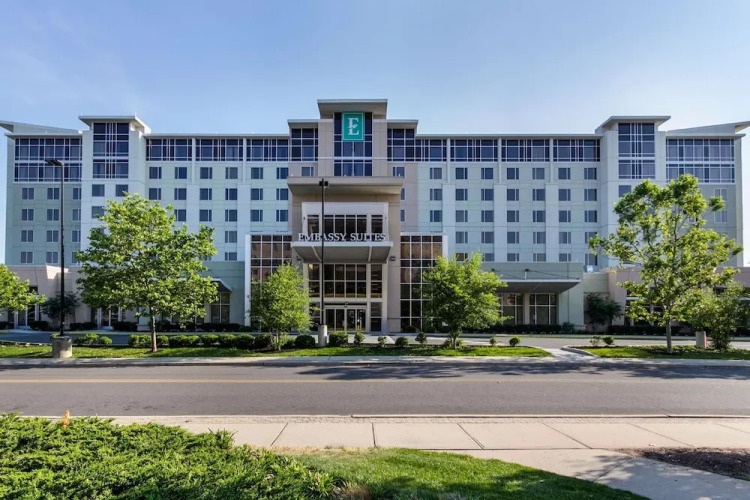 Embassy Suites By Hilton Newark Airport - Newark, NJ