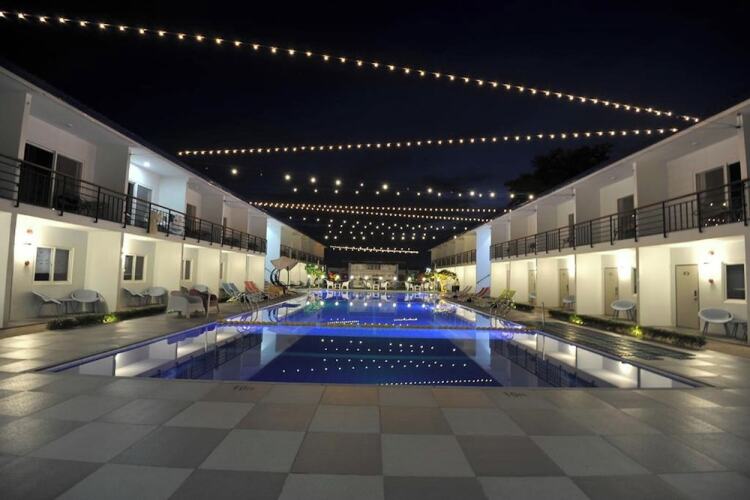 Casa Blu Hotel & Resort - Lapu-Lapu City