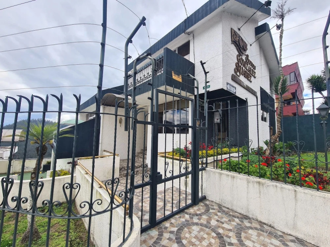 Hotel & Suites Gonsalez Suarez Quito - Quito