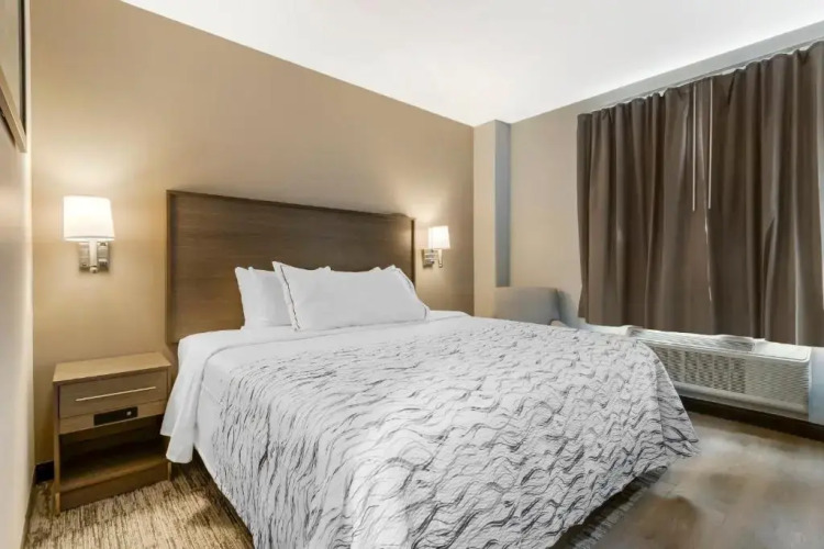 Red Roof Inn Plus+ Jamaica, Ny – Jfk Airport - Long Beach