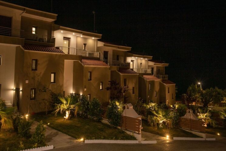 Pefkohori Golden Mountain Beach Villas - Halkidiki