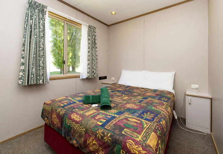Rainbow Pines Tourist Caravan Park - Adaminaby