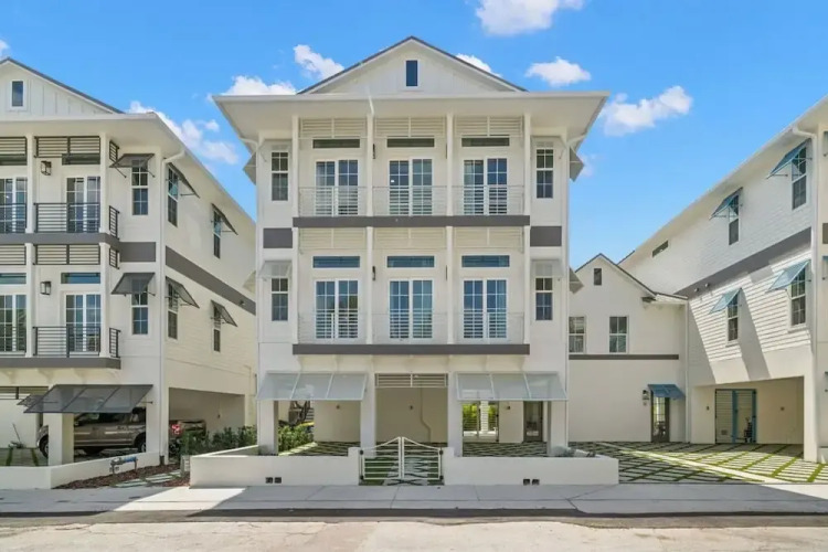 Pearl House At The Gemma - Clearwater Beach, FL