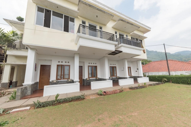 Urbanview Resort Anty Cisarua Tugu Puncak By Reddoorz - Cisarua