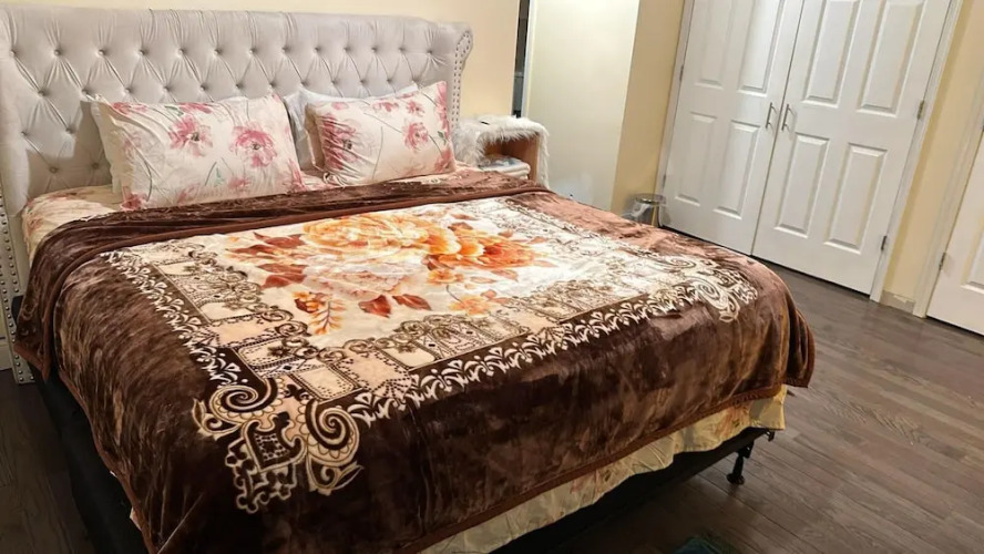 Travelers Long Stay Wit Private Bathroom - Newark, NJ
