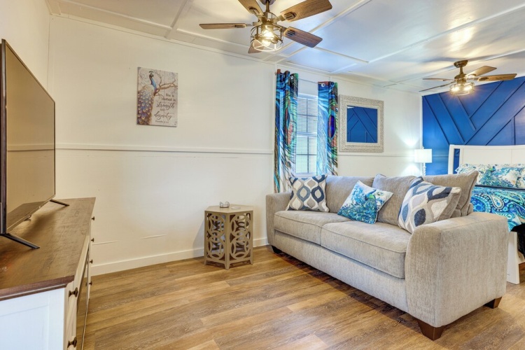 Pet-friendly Canyon Lake Studio: Fish, Boat, Relax - Wimberley, TX