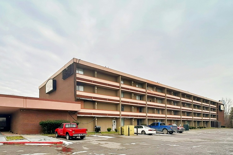 Airport Inn Memphis Near Graceland By Hotel O - Memphis, TN