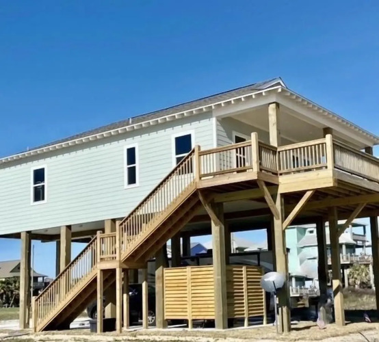 The Shore House 3 Bedroom Home By Redawning - Bolivar Peninsula, TX
