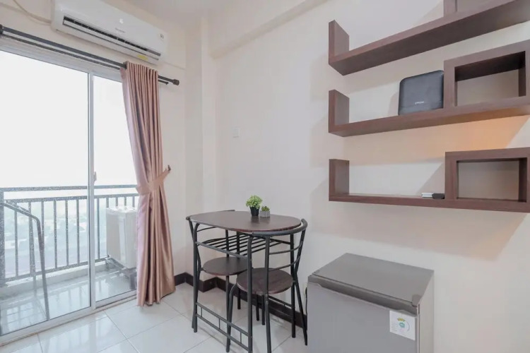 Standard Studio Room At Cinere Resort Apartment - Jakarta
