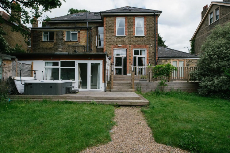 Ebs London Stay - London