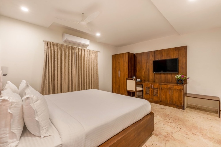 Seasons Boutique Hotel Near Sajjangarh Biological Park, Udaipur - Udaipur