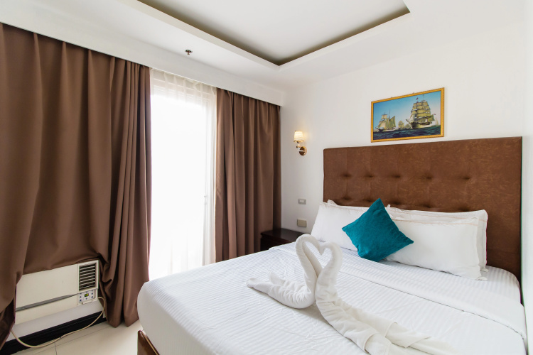 Pacific Bay Grand Suites - Manila