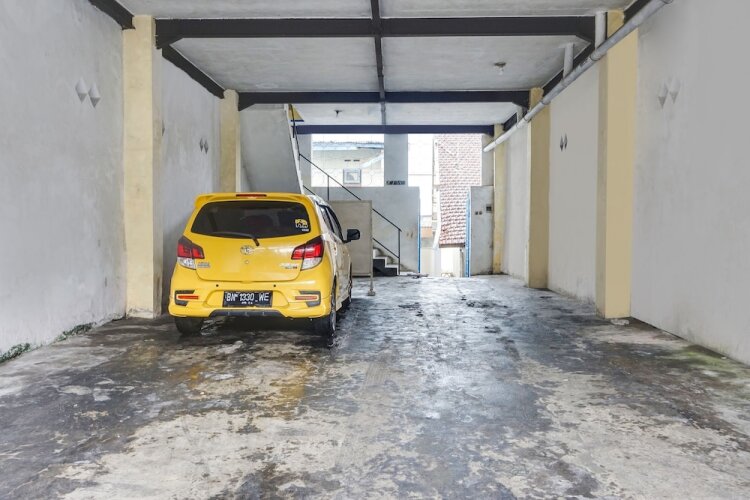 Oyo Life 92087 Griya Nurainy - Trawas