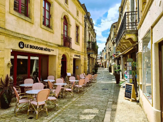 Logis Hôtel Le Boudoir - Belvès