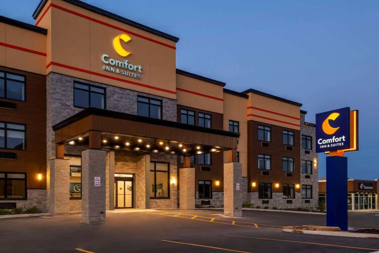 Comfort Inn And Suites - Kingston