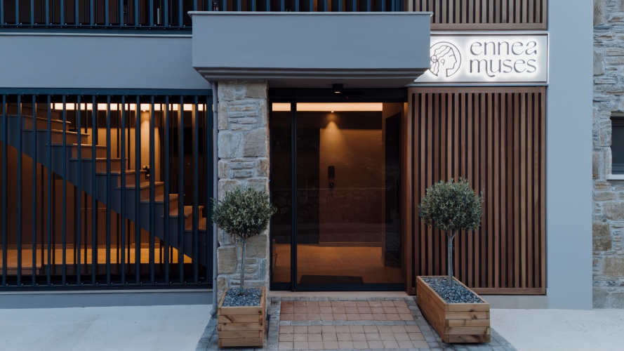 Ennea Muses Rooms & Suites - Нафплион