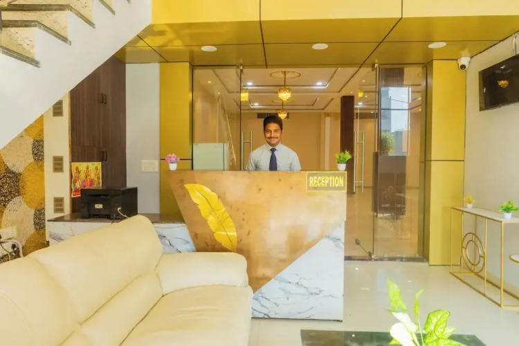 B&b Estrella Hotel And Resort - 인도르
