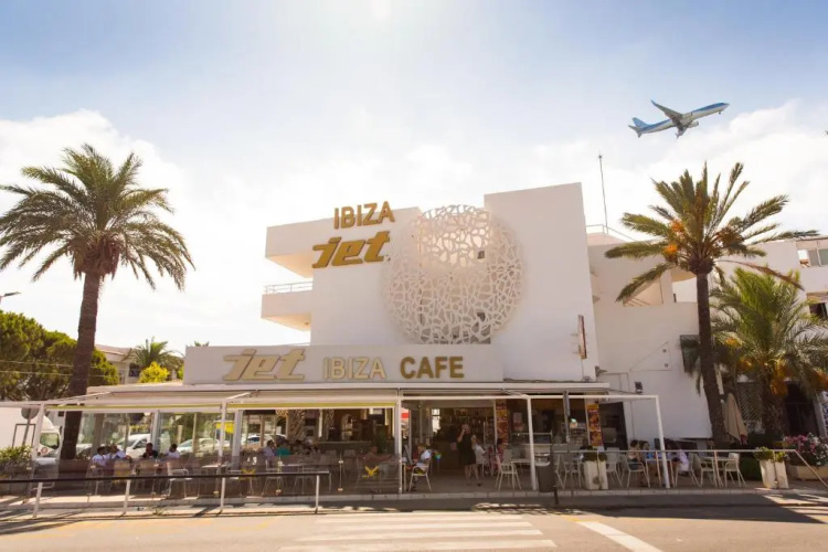 Apartamentos Jet - Ibiza