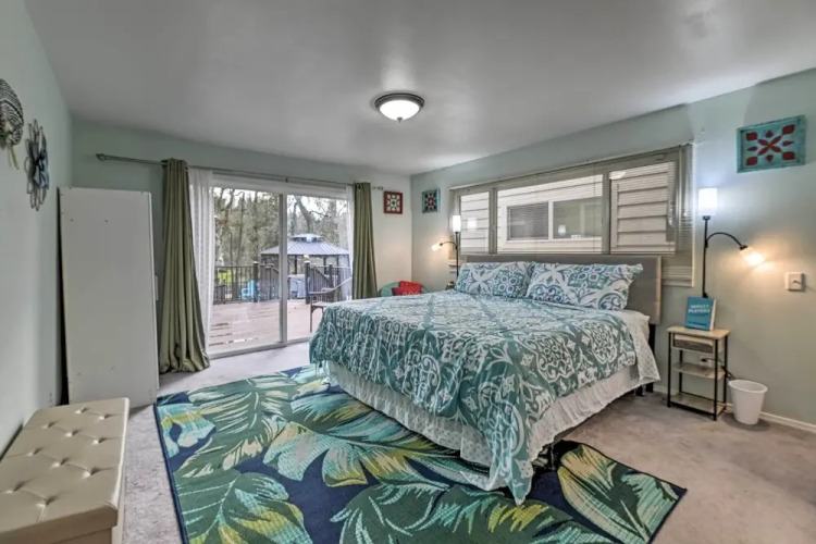 Spacious Grants Pass Home W/ Hot Tub & Views! - Grants Pass, OR